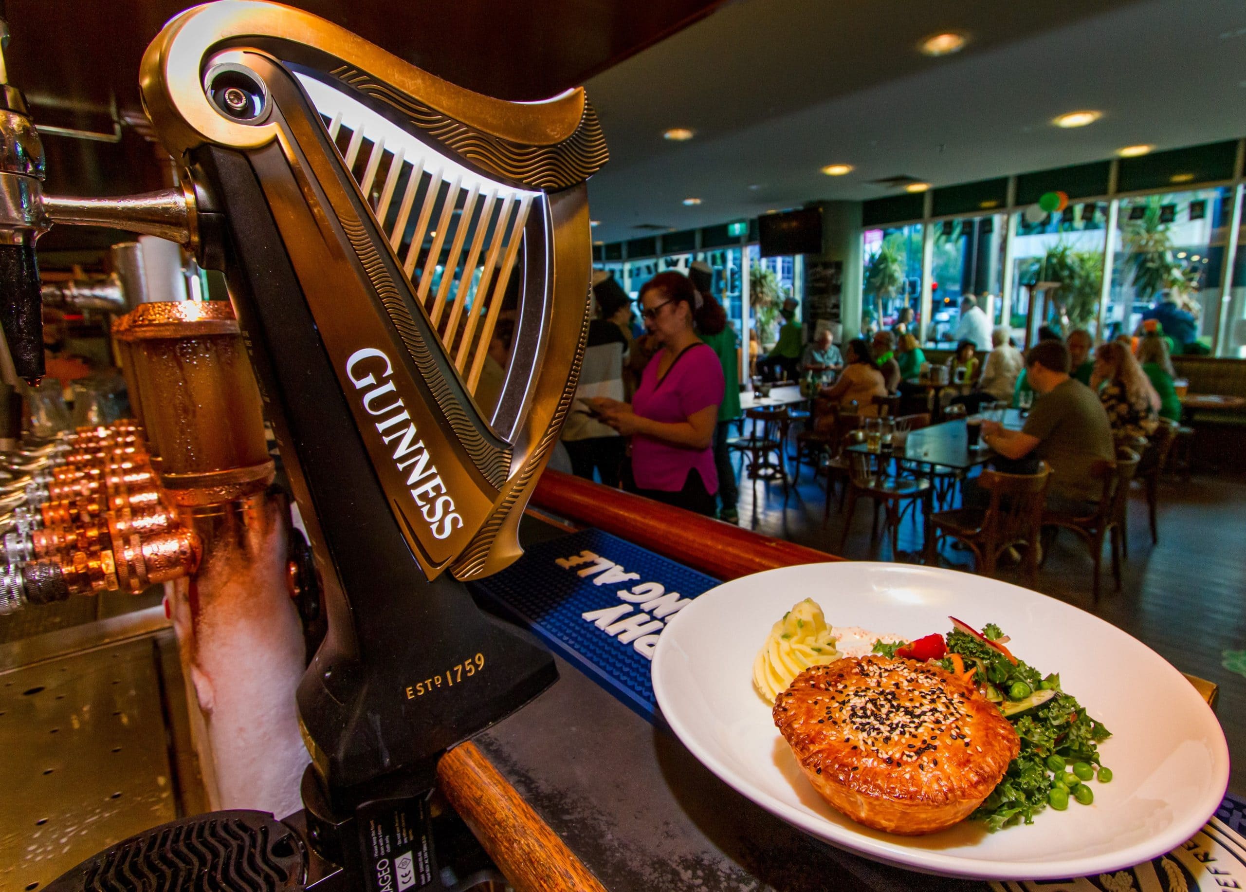 Gallery | Fenians Irish Pub | Bar Near me | Pub Lunch | Restaurant Perth